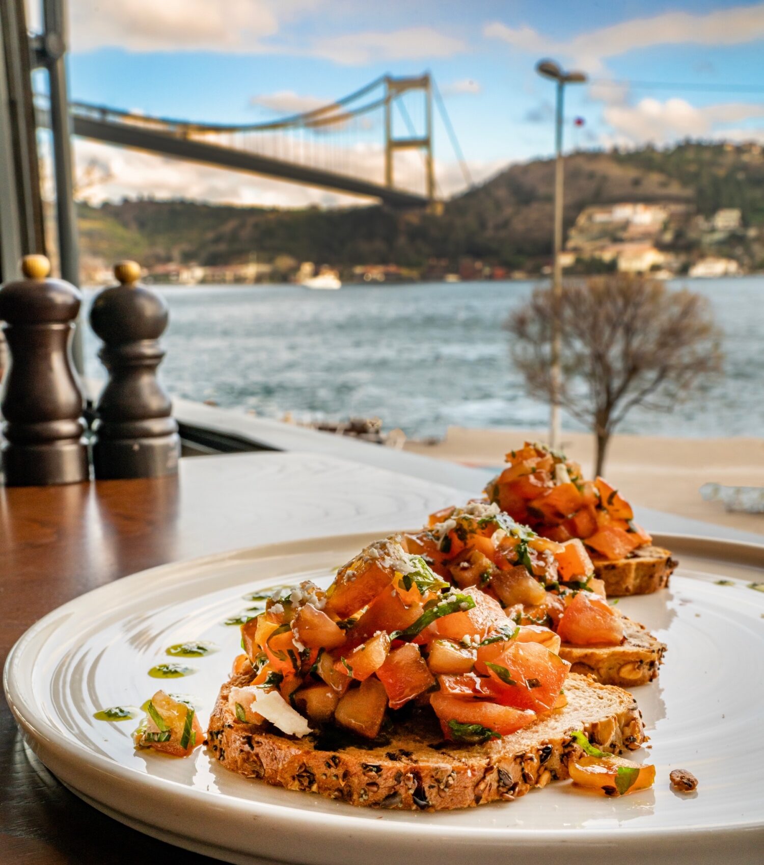 BUBA’S BOSPHORUS KEYFİ YENİ LEZZETLERLE SÜRÜYOR – Life is Life Mag