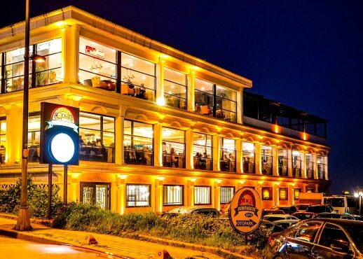 İSTANBUL’UN ÜNLÜ ÇÖMLEK KURU FASULYE RESTORANI’NDAN 23 NİSAN’DA ...